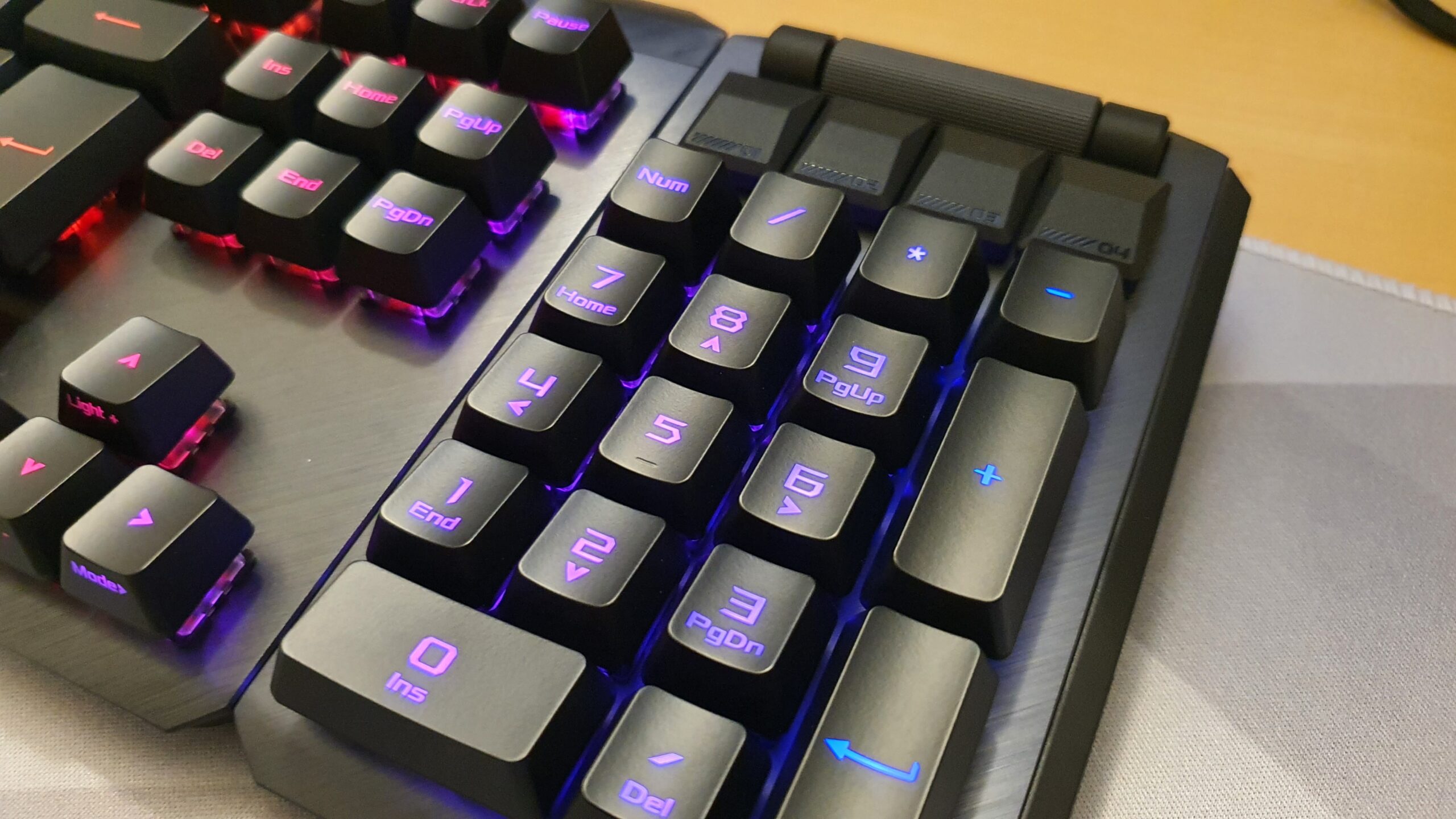 ASUS ROG Claymore II (19) | eReviews.dk ASUS ROG Claymore II (19) | eReviews.dk